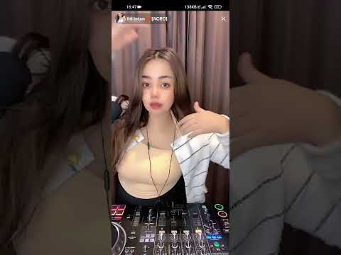 Wow...ada yang bergetar || TIKTOK LIVE HOT 
