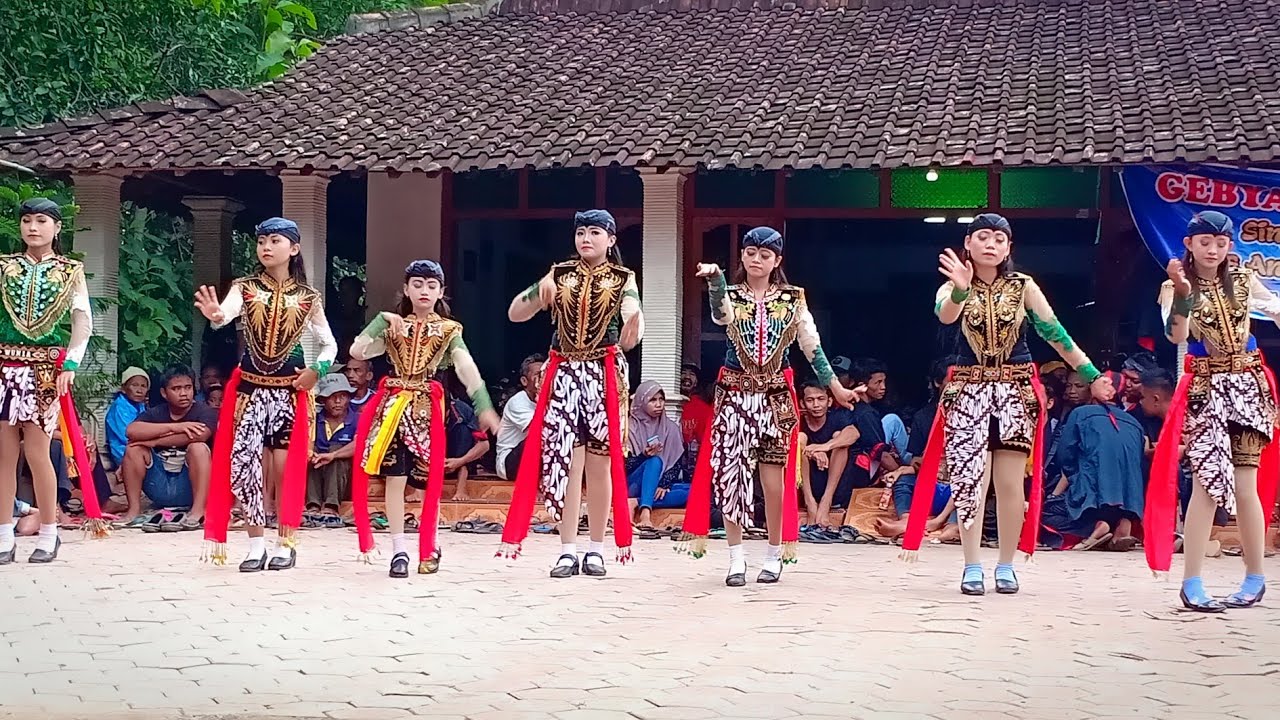 Tari Jathilan Singo Mulang Joyo - YouTube