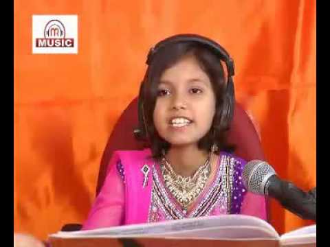 MARATHI GIRL SINGING SONG ON SHIVAJI MAHARAJ - YouTube