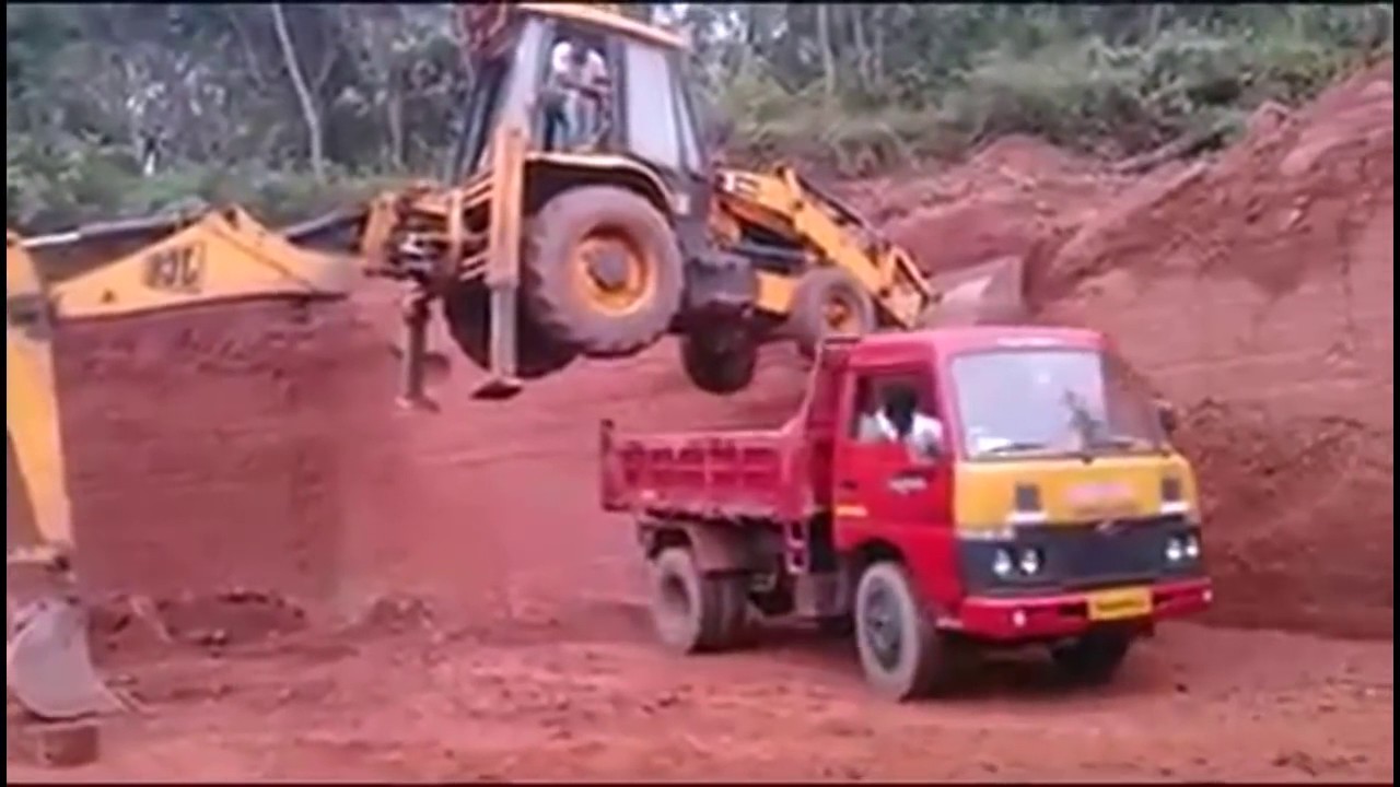 Amazing Crazy JCB Operator - Kerala Funny Videos - YouTube