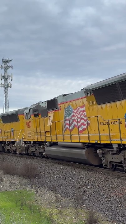 UP 9916 Leads A Powermove. #train #unionpacific #shorts - YouTube