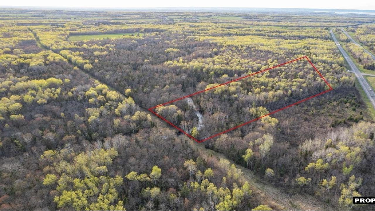 XXXX Forest Rd, South Range, WI Presented by Greg Running. - YouTube