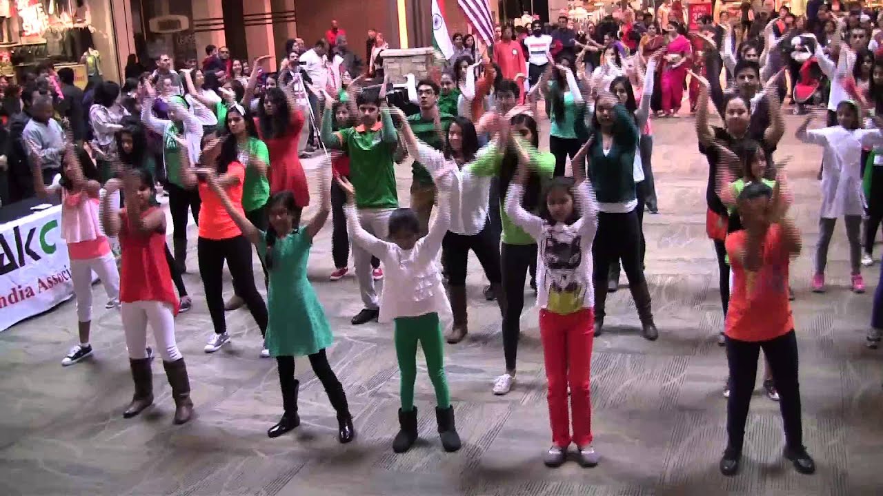 Flash Mob India Republic Day - Exotic, Indiawaale, Jai Ho - YouTube
