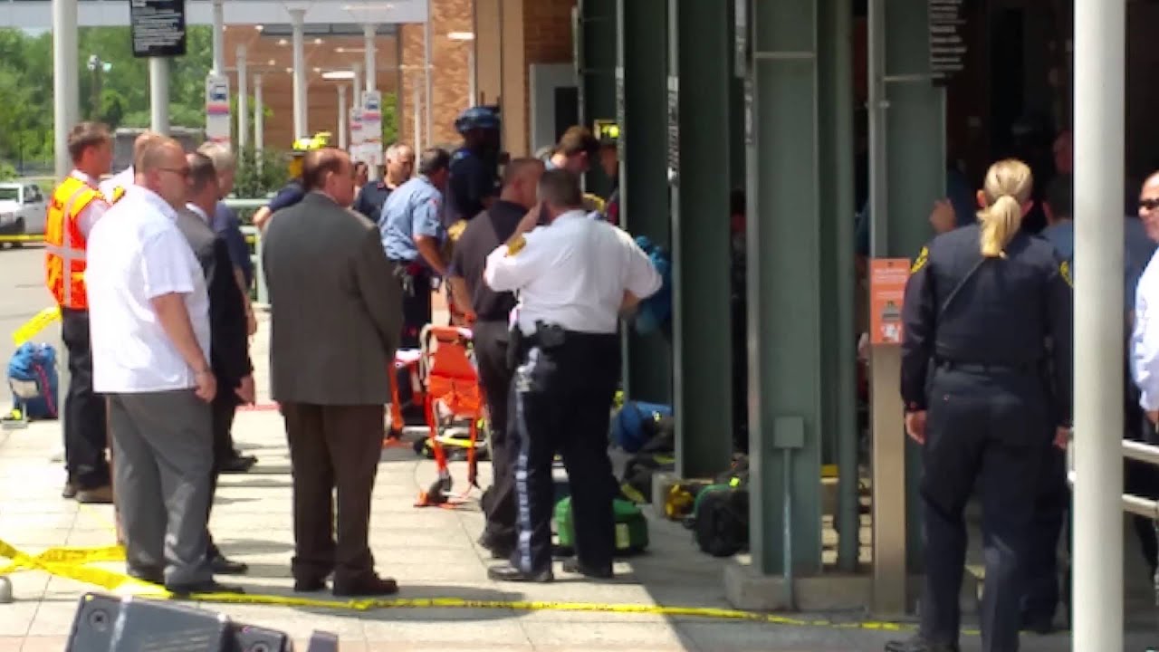 People rescued from stuck light rail elevator - YouTube