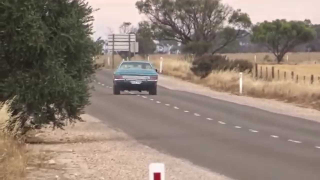 77 CL Valiant 318 1/4 mile G-tech test - YouTube