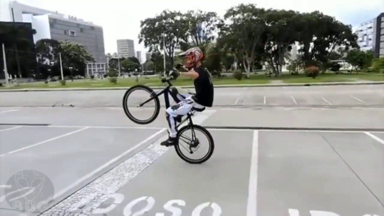 OS MELHORES GRAU DE BIKE - YouTube