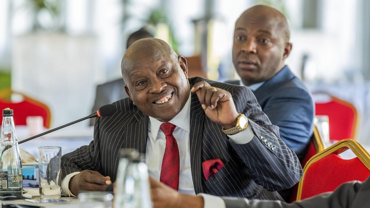PRESIDENT ANSWERED THE QUESTIONS VERY WELL ~RUTO MAN DEFEND HIS BOSS ...