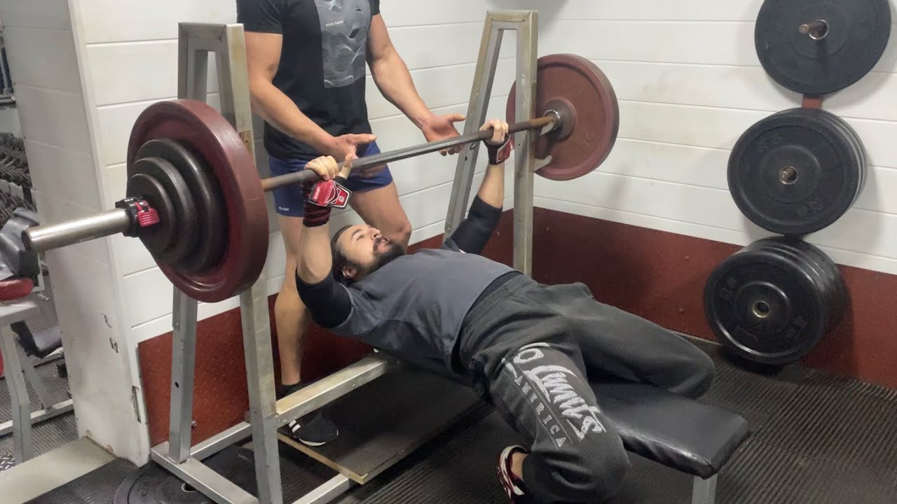 Bench Press 100 kg x 3 paused - YouTube