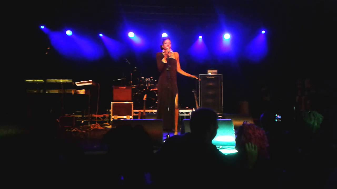Claire Angel@The Reggae Lives Tour o2 Sheffield - YouTube