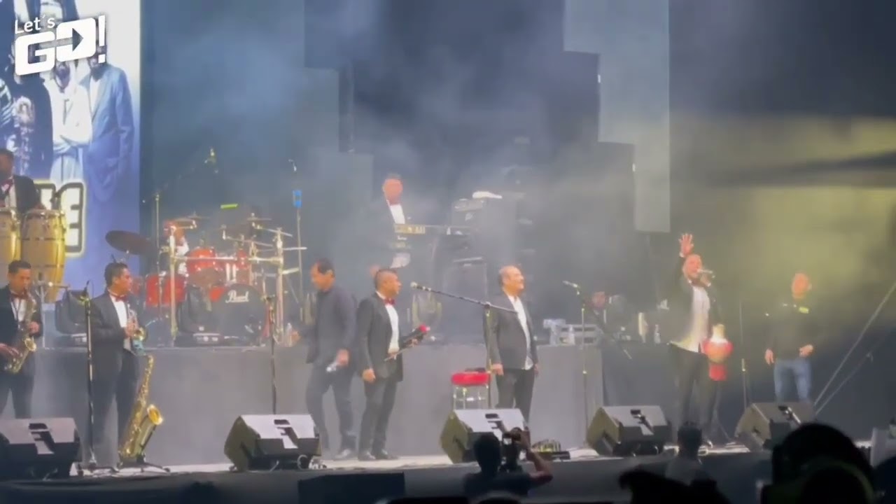 TROPICALISIMO APACHE EN COLISEO CENTENARIO 40 ANIVERSARIO - YouTube