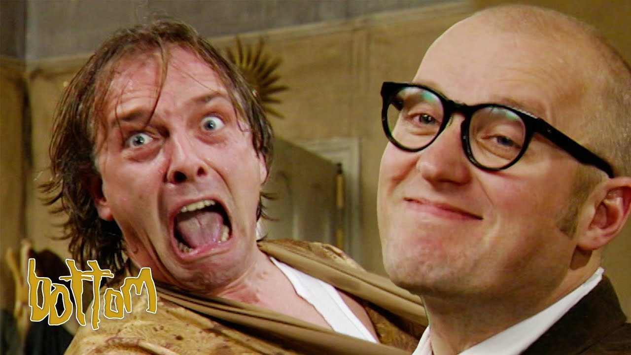 Richie's Weight Loss Mishap | Bottom | BBC Comedy Greats - YouTube
