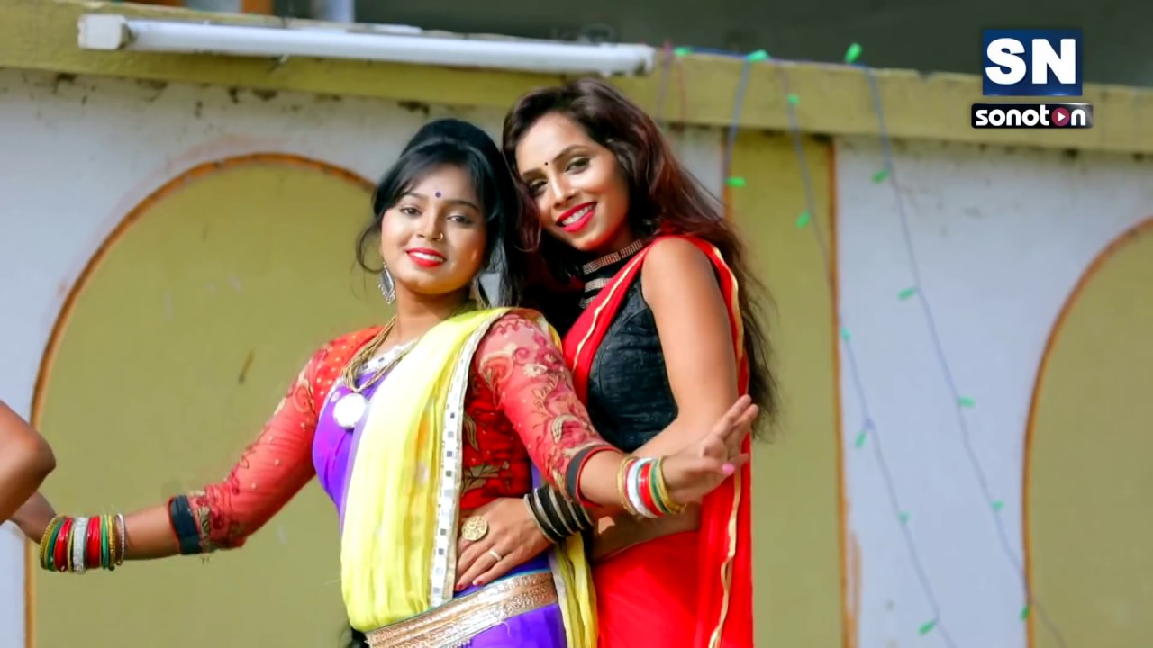 जोर नीचे से लगा देता !करिहयैया मुचुका देता !2020 का बड़ा ही रोमांटिक ...