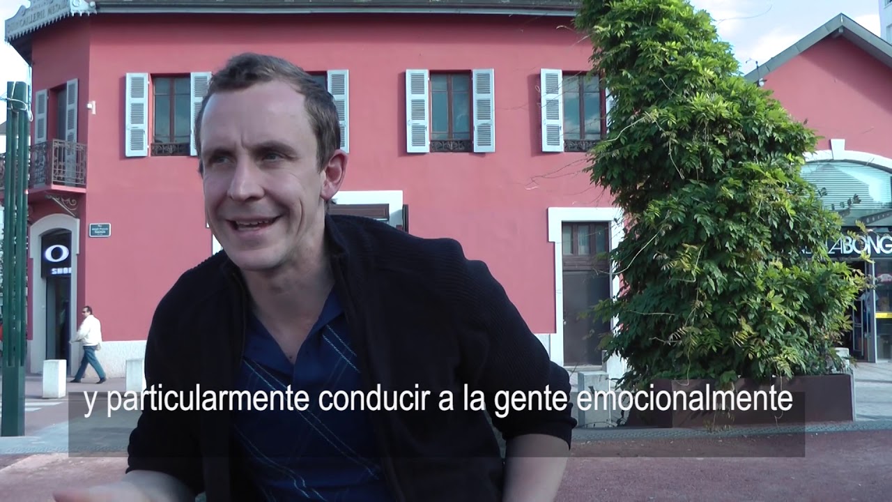 Interview with Chris Lavis and Peter Bas - YouTube