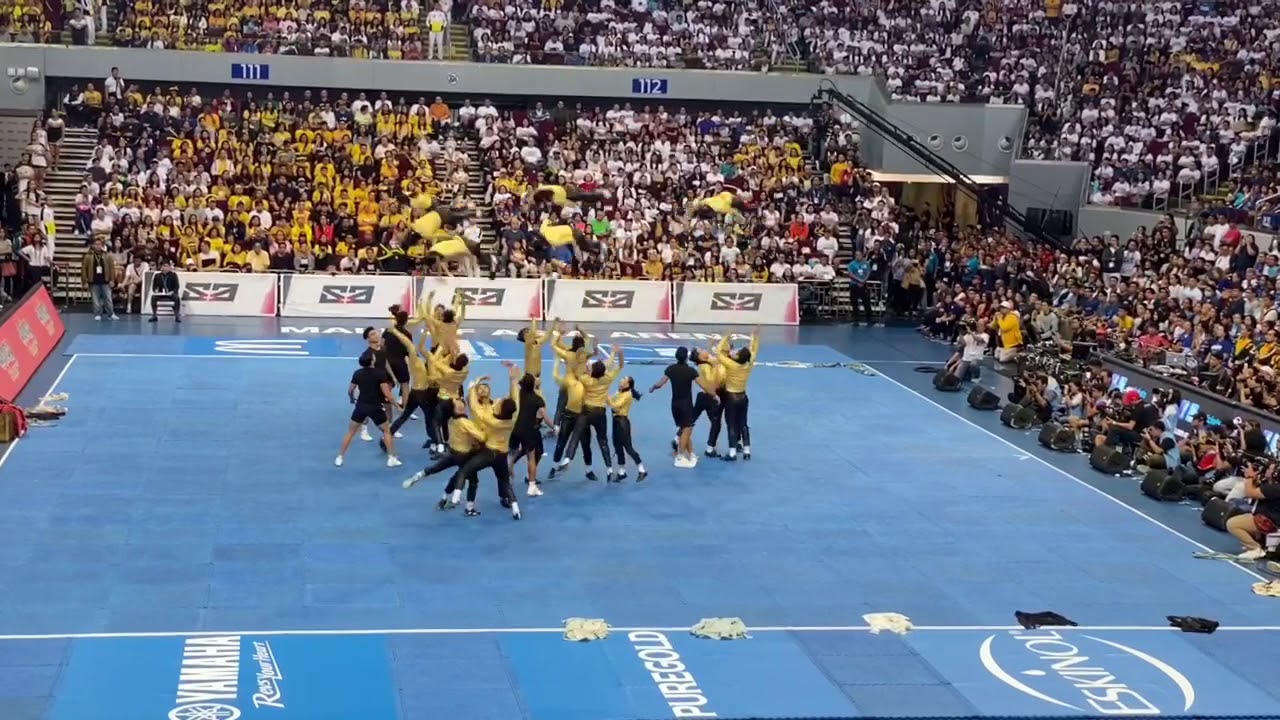 UAAP SEASON 82 CHEERDANCE COMPETITION - FEU CHEERING SQUAD - YouTube
