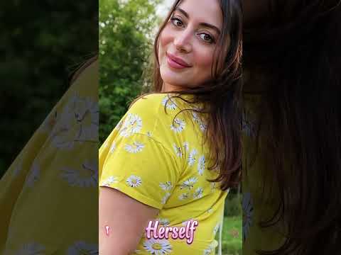Meet Sarah Nouara ~ Stunning Algerian Curvy Model & Plus Size Fashion Influencer | Biography, Style 