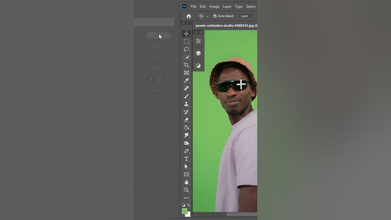 Remove Green Screen in Photoshop 🟢 Tutorial #shorts - YouTube