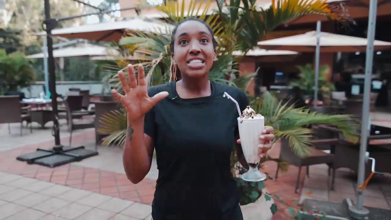 Rosslyn Riviera Mall Foodcourt - YouTube