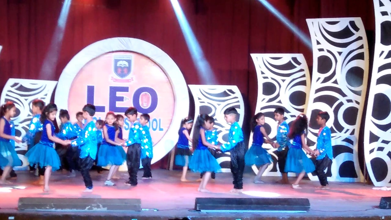 Moksha's dance at Town Hall - YouTube