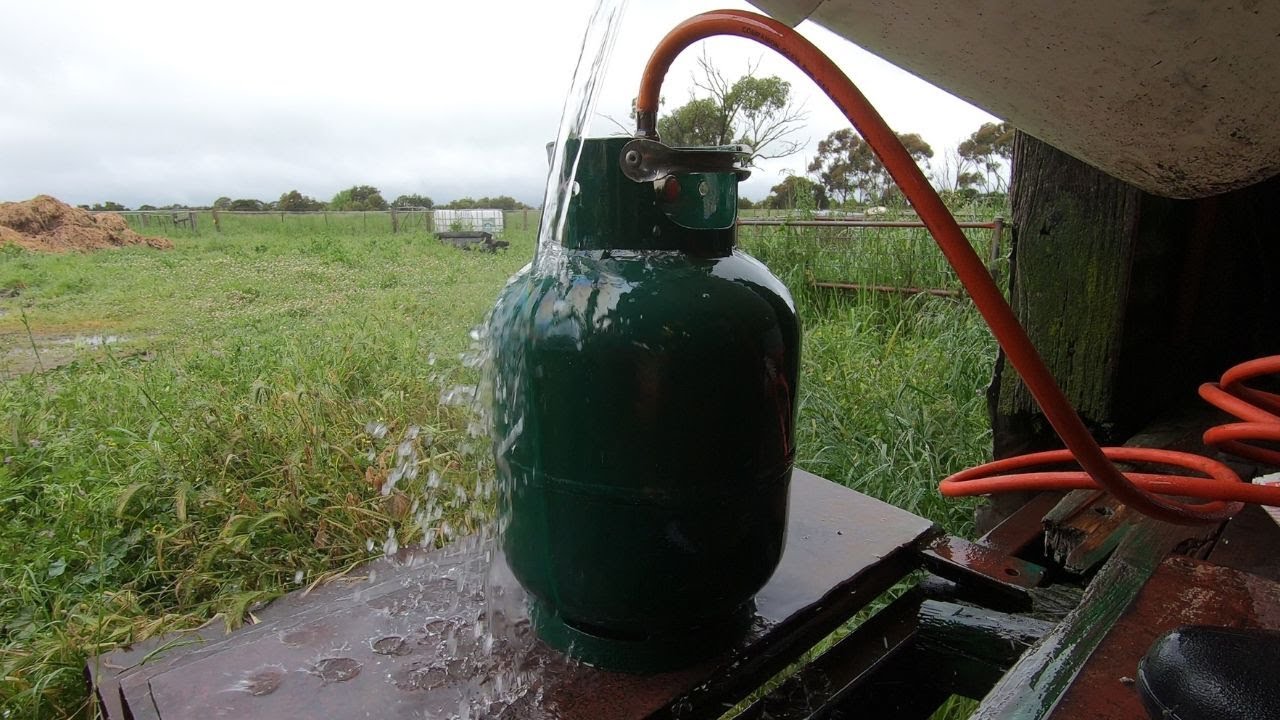 Can You Check How Full A Gas Bottle Is By Pouring Hot Water On It ...