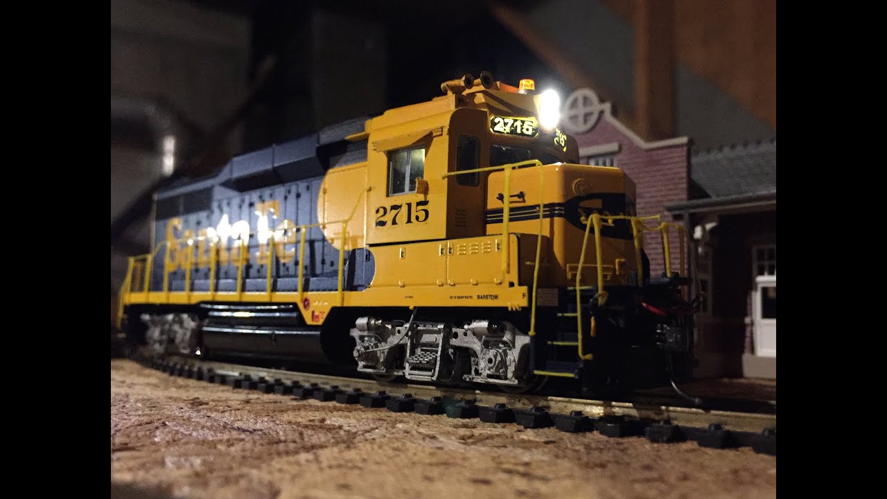 Jim's Projects: LifeLike GP30u - YouTube