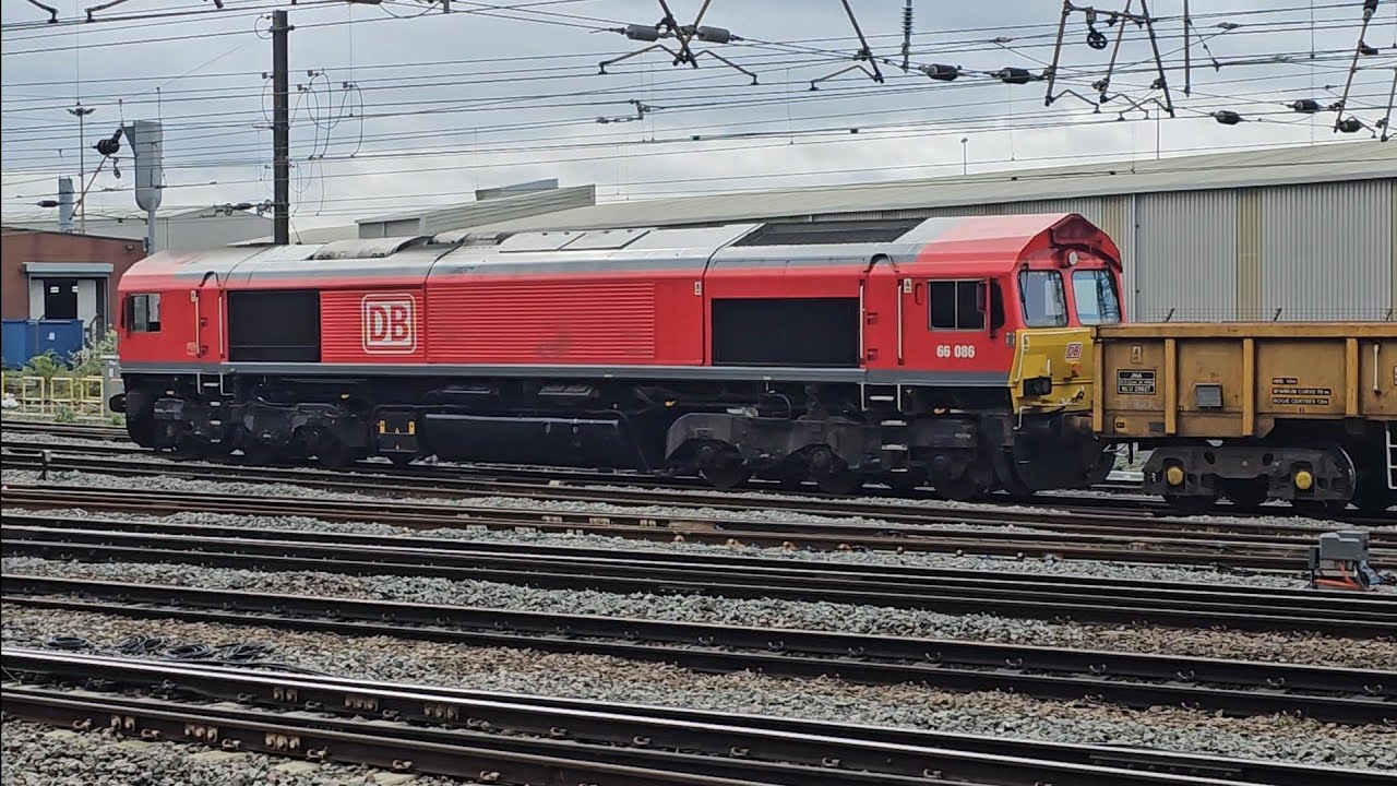 DB 66086 At Doncaster From York Engineers Yard To Doncaster Up Decoy ...