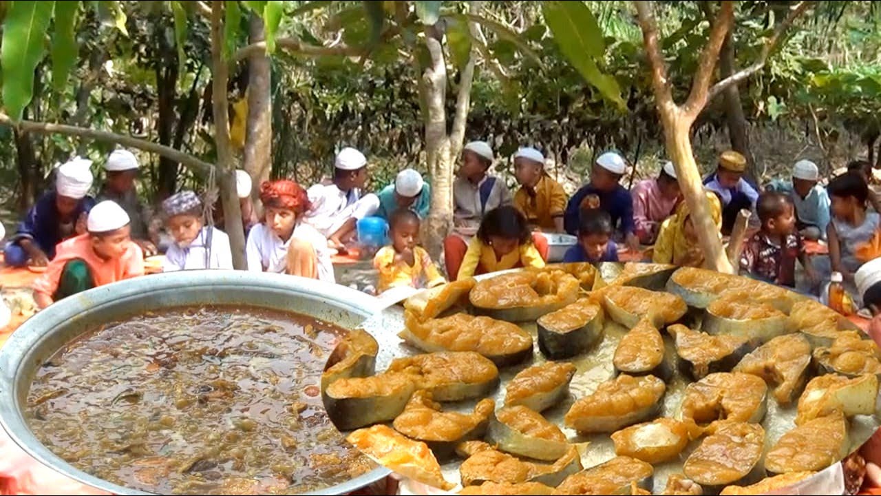 Cooking Fish & Vegetable Curry - Cooking & Sharing Delicious Food for ...