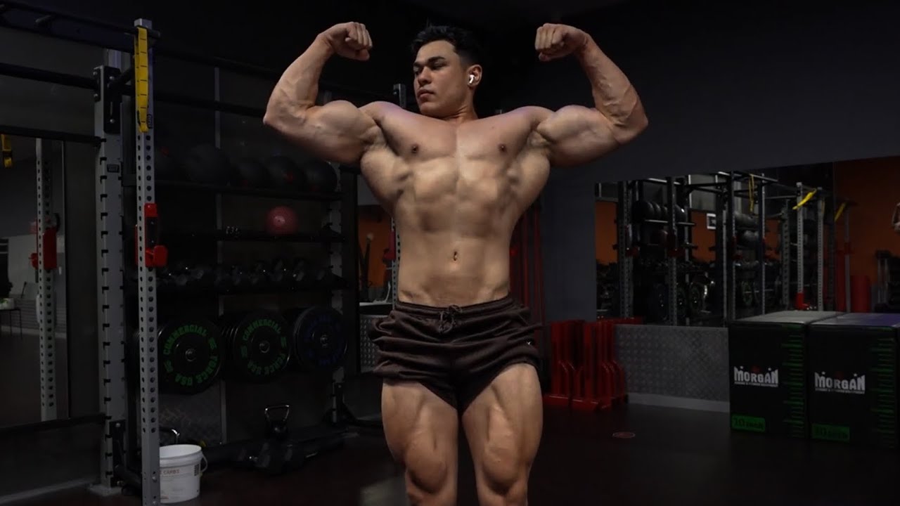 Summer Bulk Day 30 - Back & Biceps - YouTube