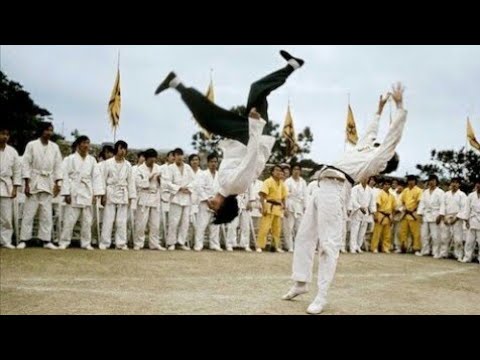 Brucee Lee -Best Fight Scene