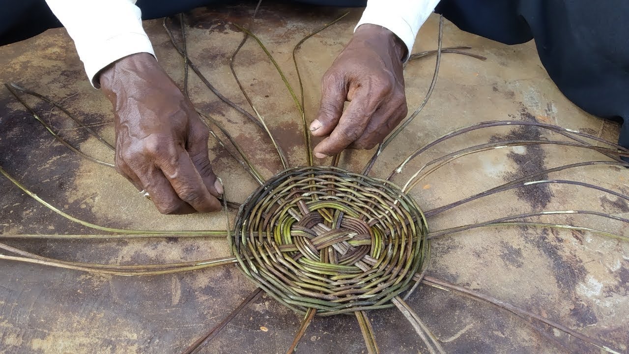 How to make basket /tokri kaise banate hai - YouTube