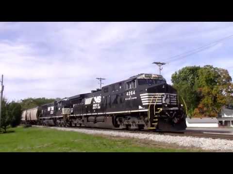 NS 4264 East at Washington, IL - YouTube