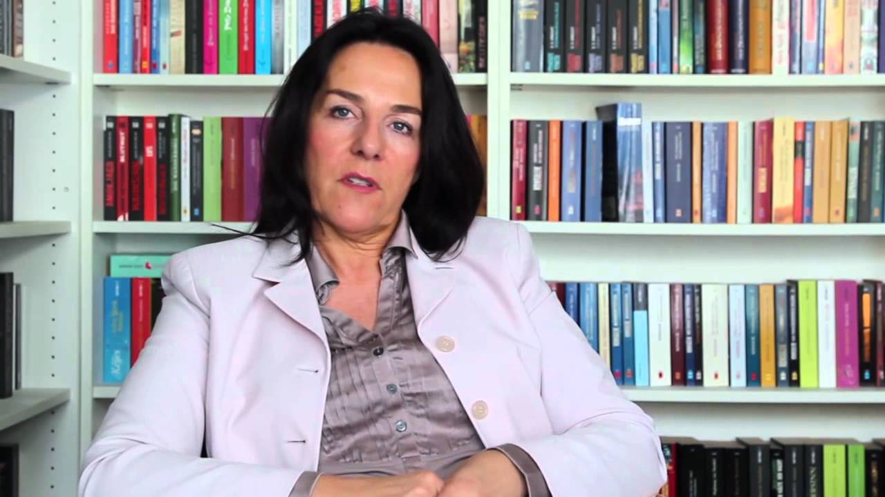 Petra Jenner "Mit Herz und Verstand" (Ariston Verlag) - YouTube