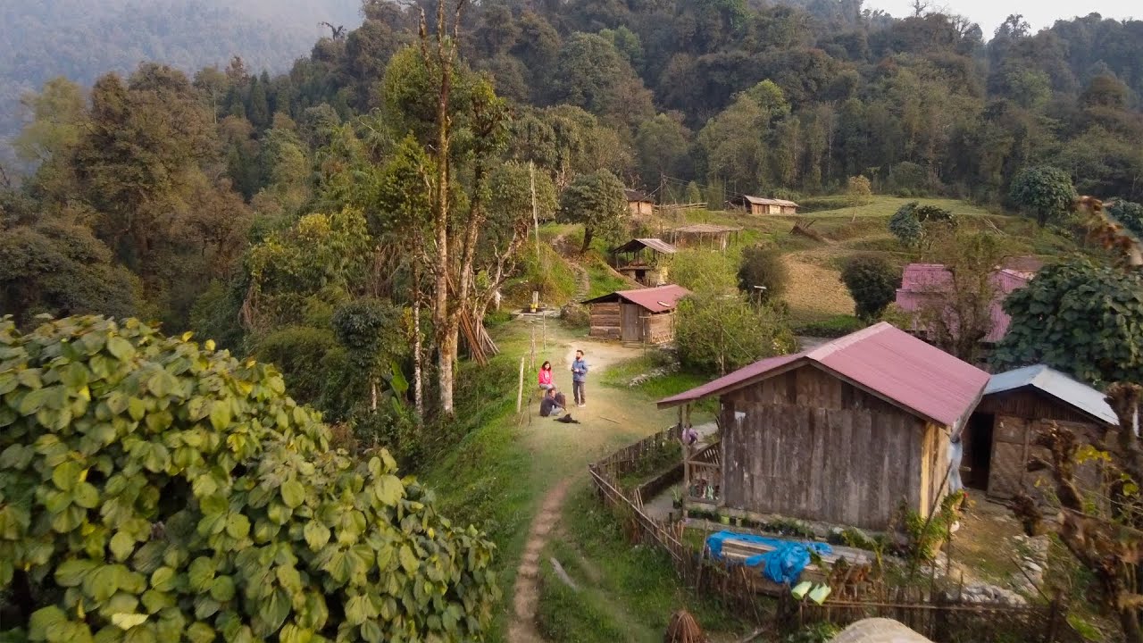 Story of Living in a Small Mountain Village | Borong Hot Spring Trek ...