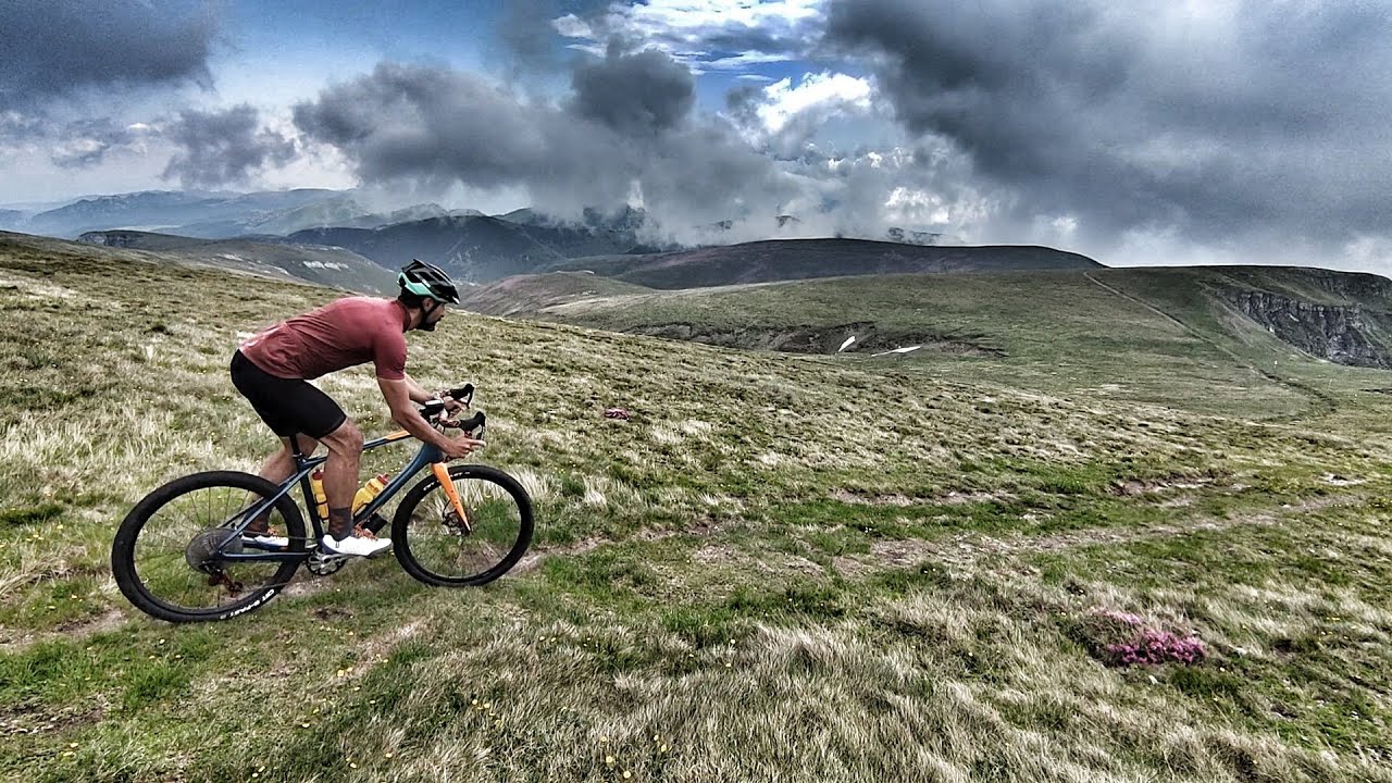 Gravel bike on the 2nd most difficult mtb trail in Bucegi mountains ...