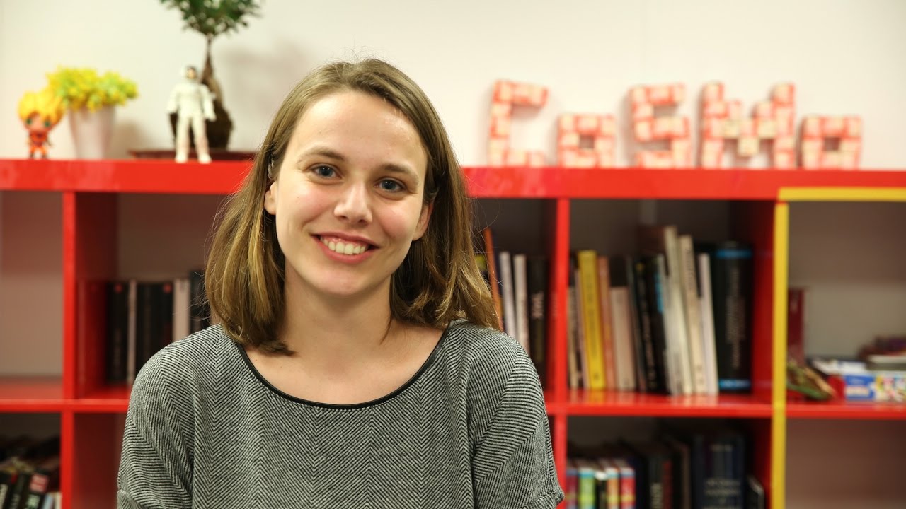 Découvrez Cosmo Tech avec Audrey, Marketing Manager - YouTube
