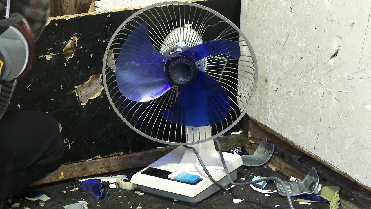 Another Vintage National Desk Fan Smashed to Bits - YouTube