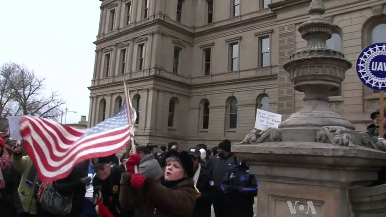 Thousands of Unions Workers Protest Michigan Right-to-Work Law - YouTube