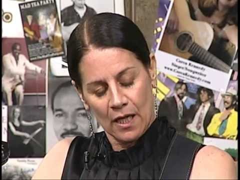 Lisa Godino Chuck Winch (Plum Run) Horse Sing None Of It Pt 2 - YouTube