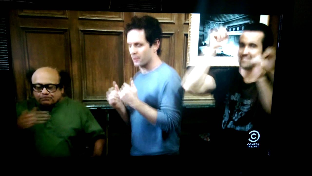 It's Always Sunny In Philadelphia - Dancing - YouTube