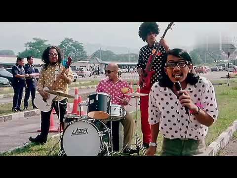 Les SkinChan-Lepas SPM (Gila-Gila Pengantin Remaja OST )