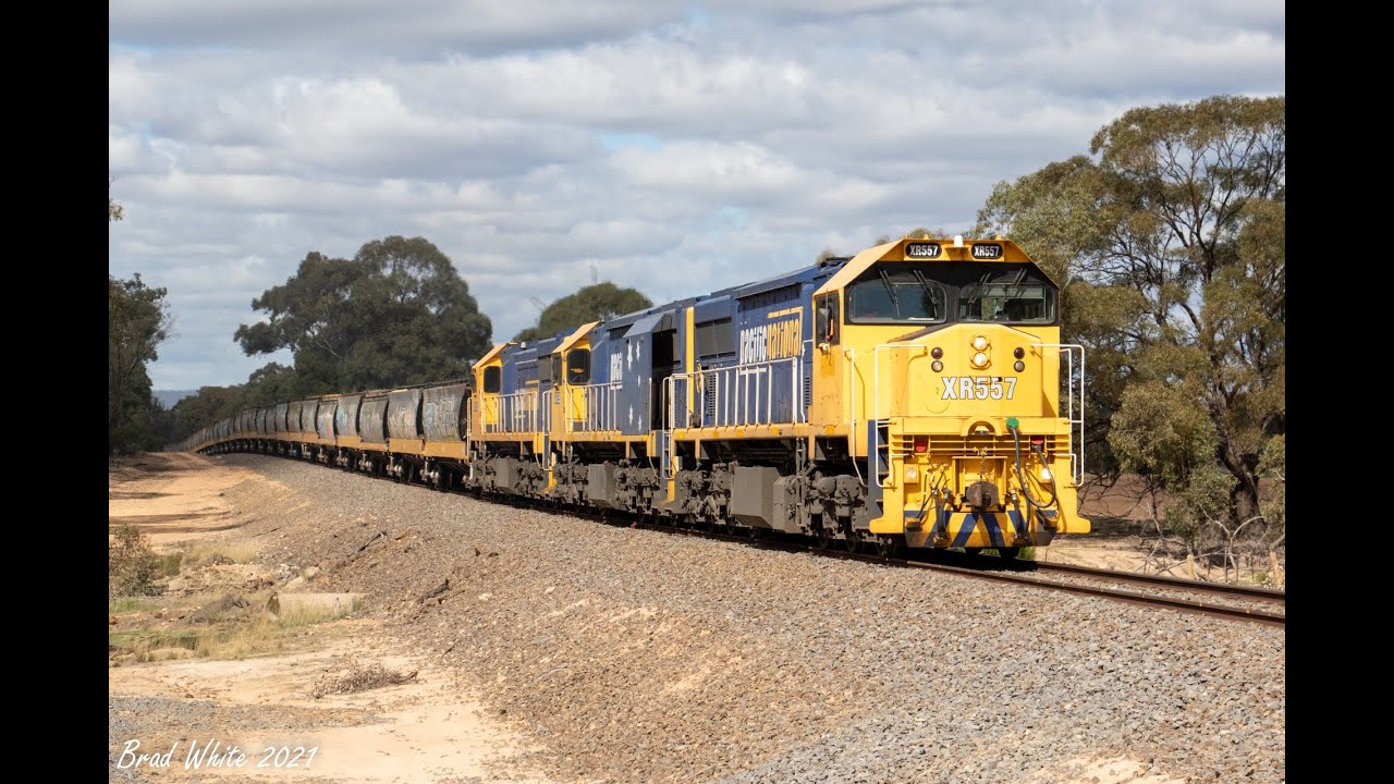 Trackside: Triple Pacific National XR Classes on 9145 North Geelong to ...
