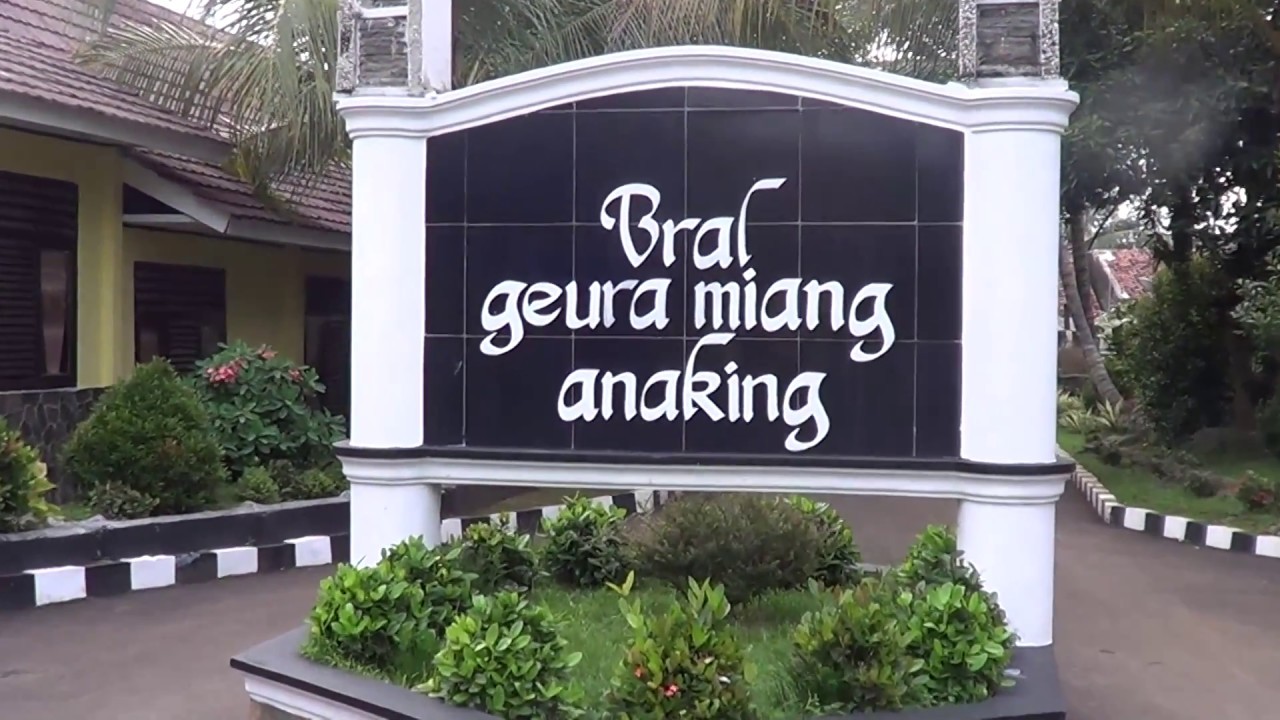 Profil SMPN 1 Sukatani Kabupaten Purwakarta - YouTube