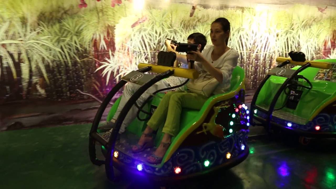 New exciting 12D Yucar interactive game machine! - YouTube