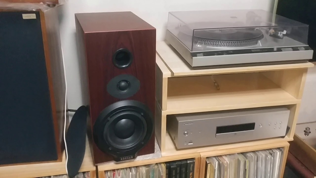 Roksan Rokone demo - YouTube