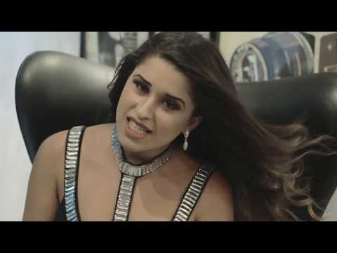 Leila Santana - Vai Chorando Aí (Videoclipe Oficial)