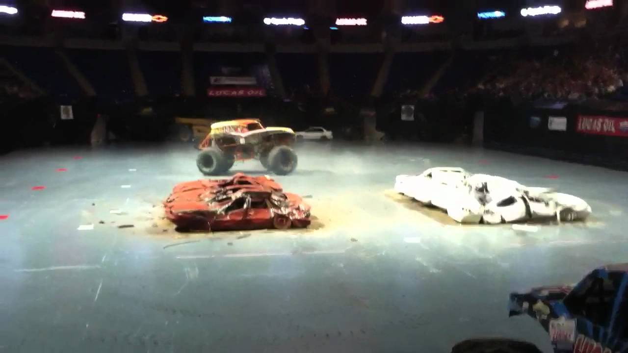 Chalkboard chuck - YouTube