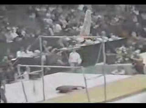 Eva Rueda UB 1990 - YouTube