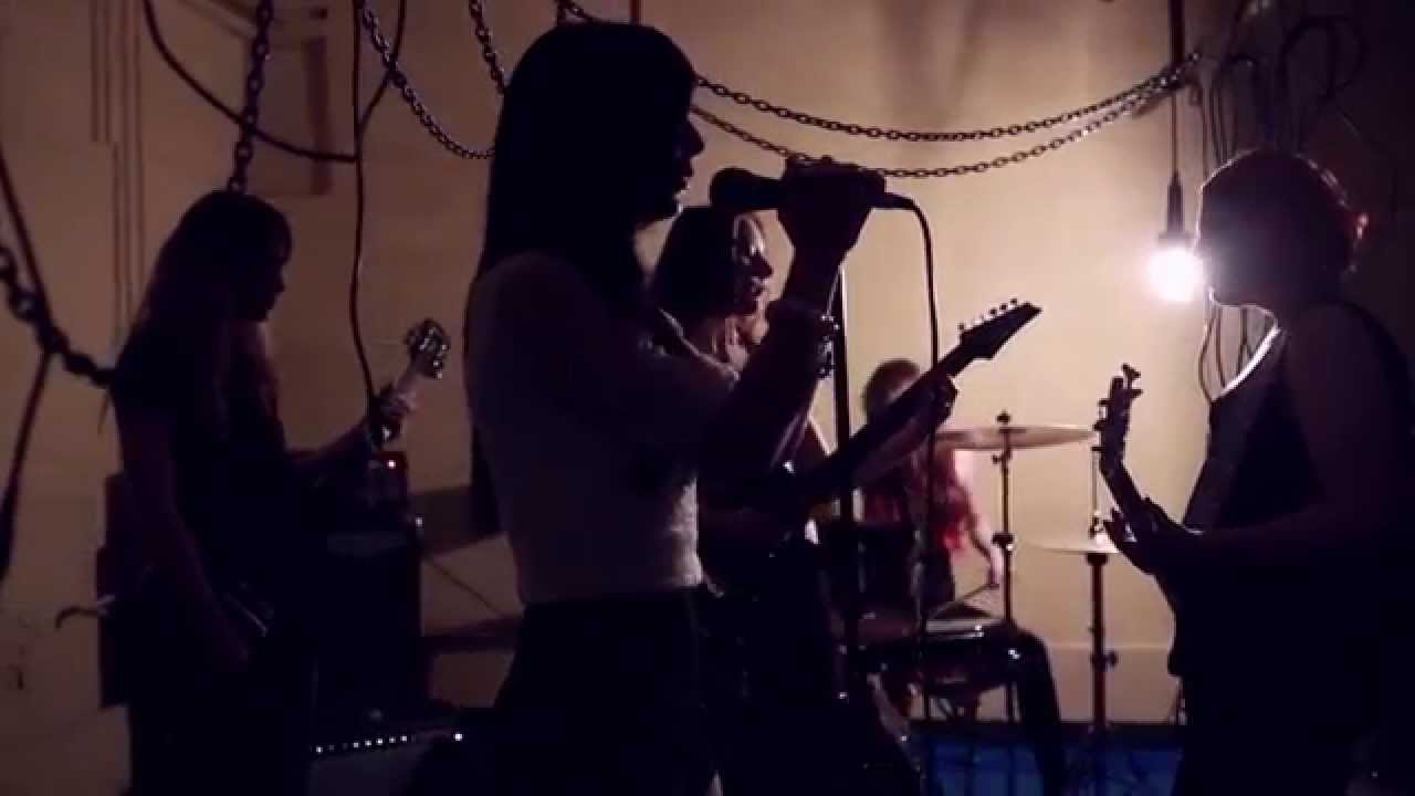 Wasted Strings - Vôňa Bozkov (Official Music Video) - YouTube