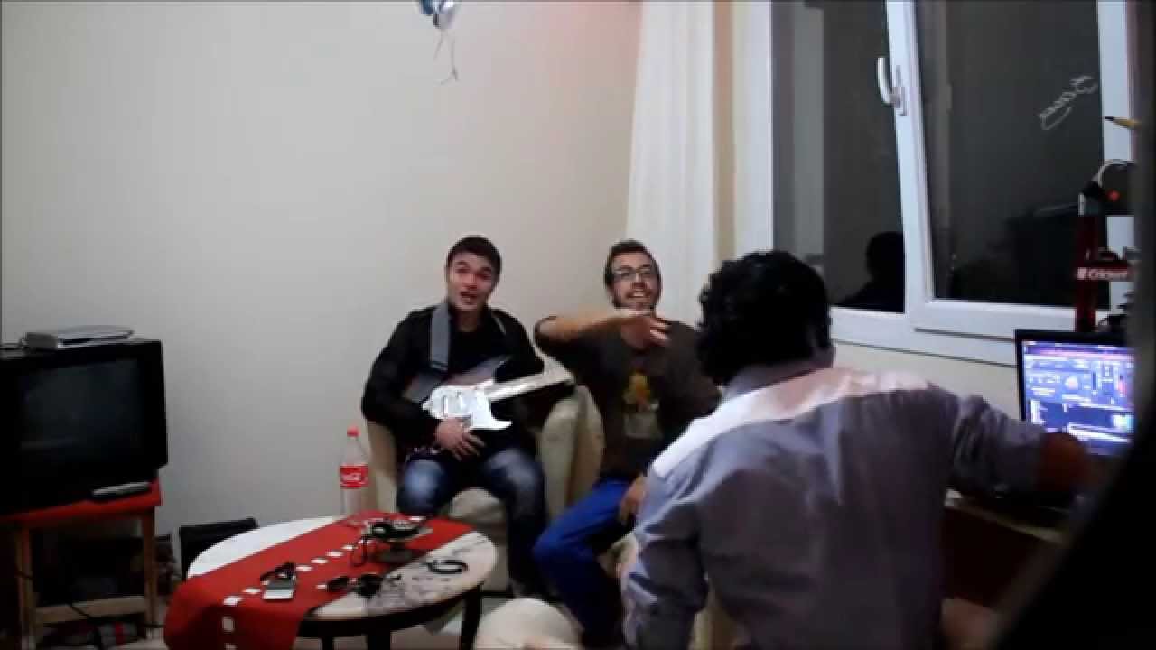 Volkan Polat & Batuhan Toprak & DJ Barış Güler MAKARAPELLA...:) - YouTube