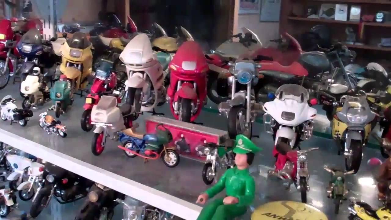 2000 Motorcycle miniature scale models + more - YouTube