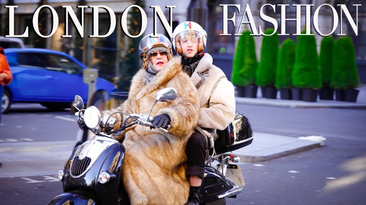 London Street Style Winter 2025: Stunning Women in Fur & Faux Fur Coats ...